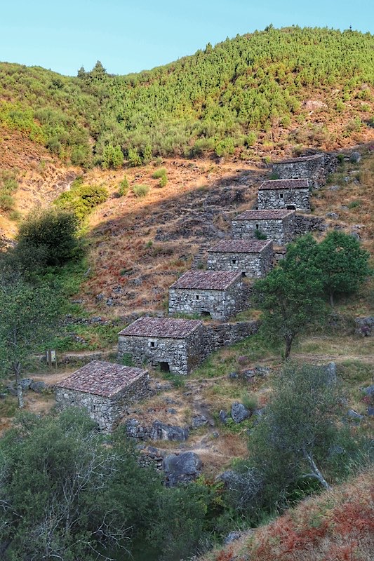 Exploring the Region of Western Galicia, Spain – viajarMOTO.com